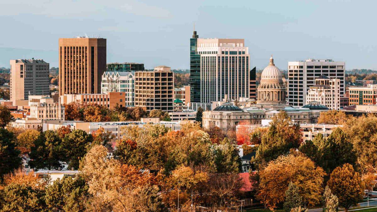 These Are the 12 Easiest and Hardest States To Charge Your EV