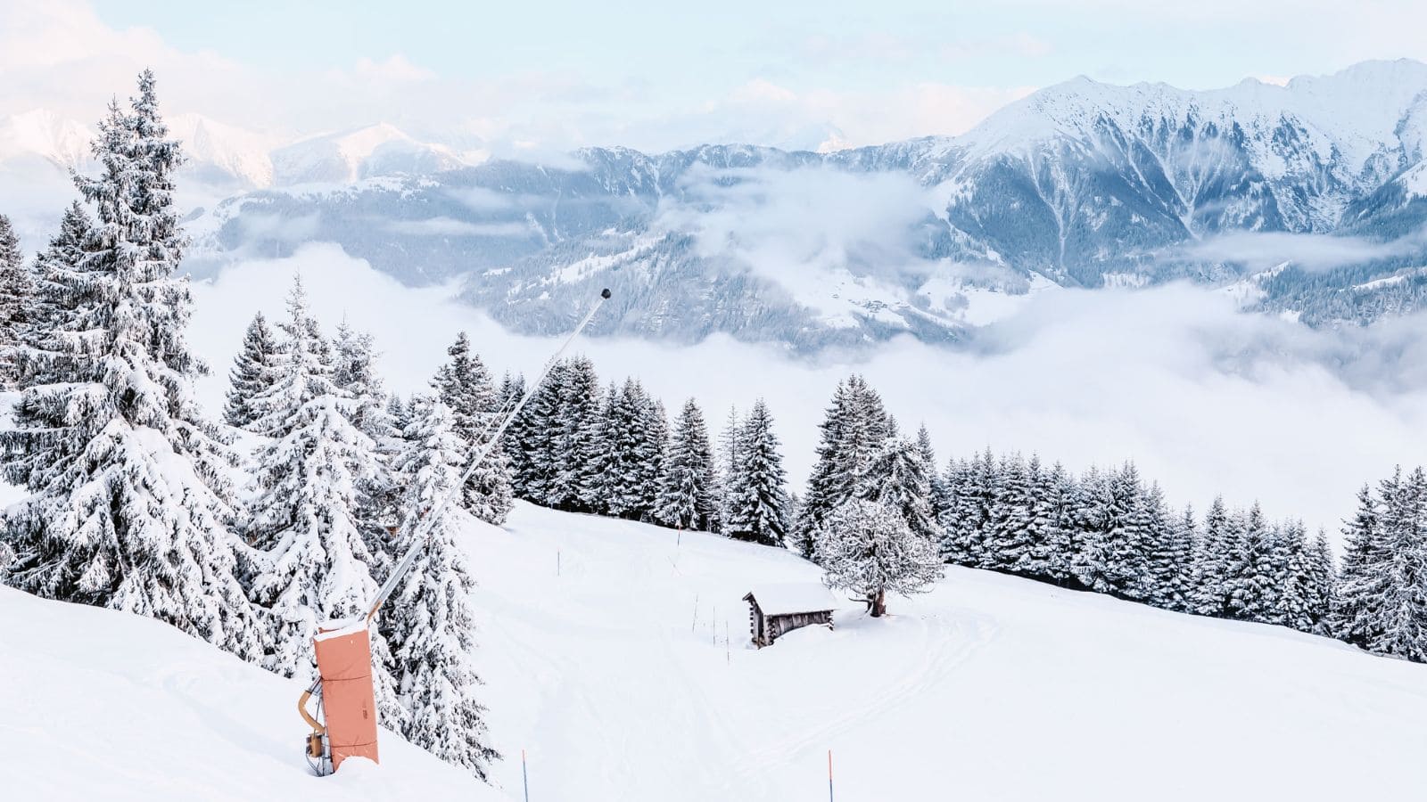 These 12 Snowboarding Destinations Are So Epic, You’ll Never Want To ...