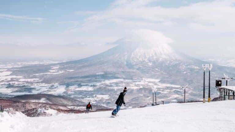 These 12 Snowboarding Destinations Are So Epic, You’ll Never Want To ...