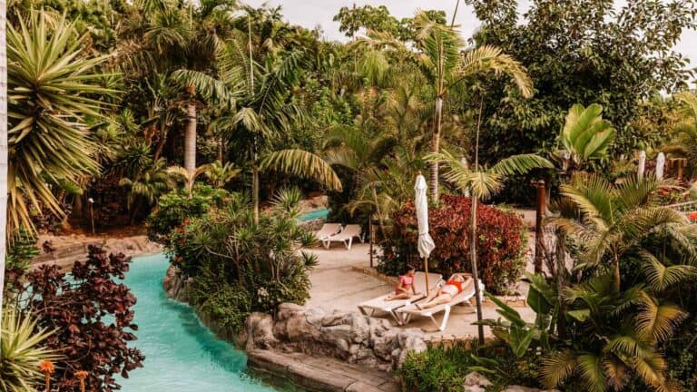 12 Epic Water Parks in the World That’ll Have You Sliding Into Fun ...